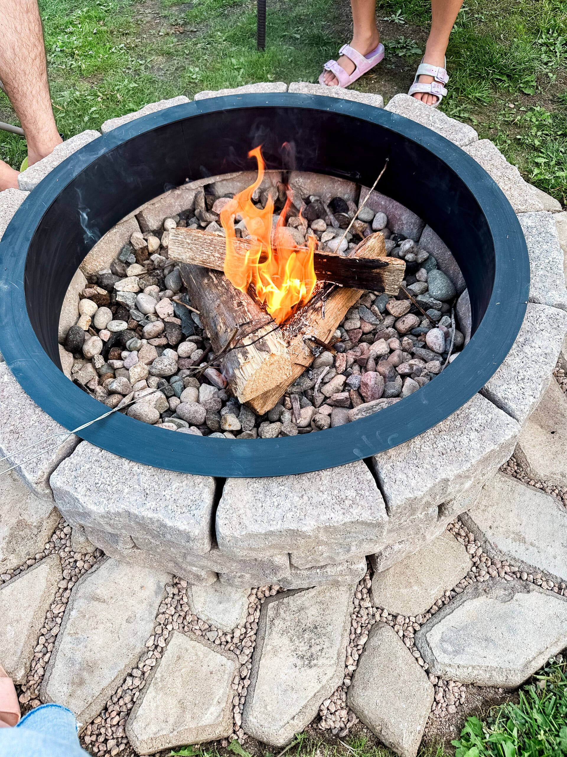 How To Build A DIY Backyard Fire Pit For Under $250
